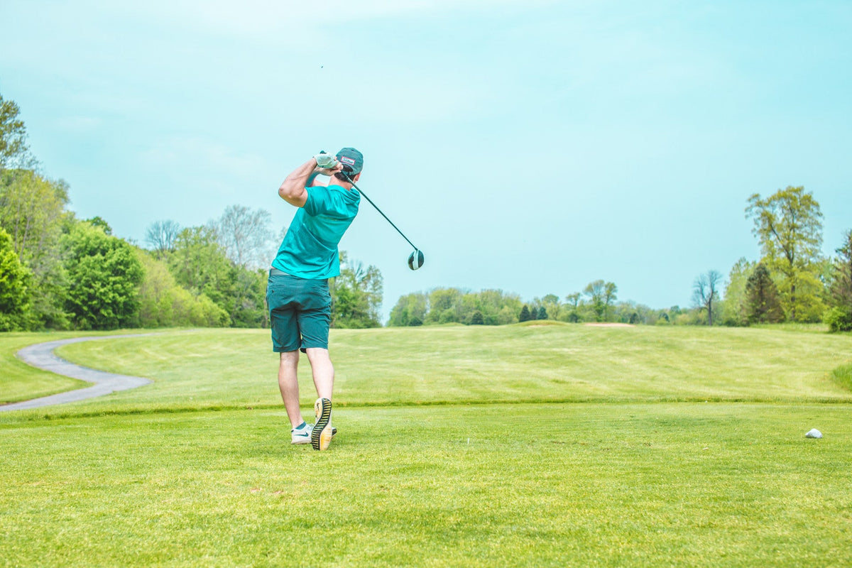 What Is a Forward Press in Golf? – The Club Washer