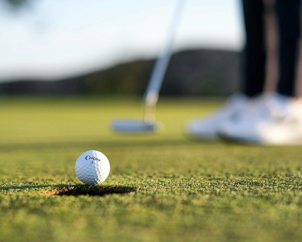 What Are Refinished Golf Balls? – The Club Washer
